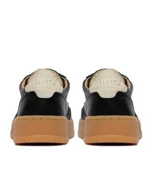AUTRY Medalist Leather Sneakers - Black