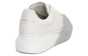Alexander McQueen Oversized Two-tone Sneakers - White/grey