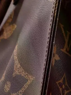 LOUIS VUITTON Giant Monogram Reverse Onthego Gm Tote Bag