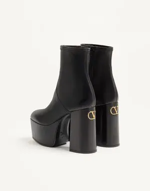Valentino Garavani Fawcette Platform Ankle Boots In Stretch Nappa