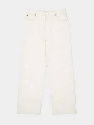 Fendi Straight Cut Denim Jeans With Beige Topstitching