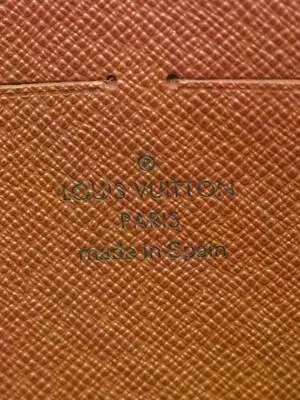 LOUIS VUITTON 2009 Monogram Rose Zippy Wallet