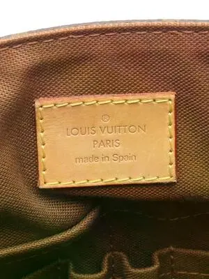 LOUIS VUITTON Monogram Beaubourg Crossbody Bag