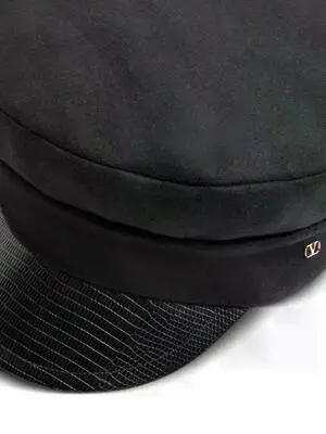 Valentino Garavani Vlogo Signature Wool Cap With Leather Visor