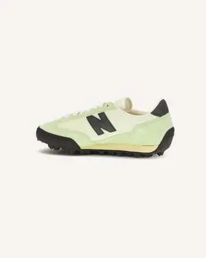 NEW BALANCE Gator Run Sneakers