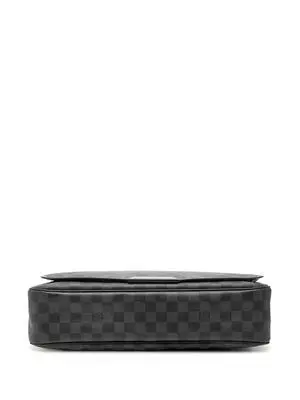 LOUIS VUITTON Damier Graphite Daniel Gm Messenger Bag
