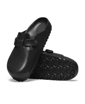 BIRKENSTOCK Boston Essential Clogs - Black