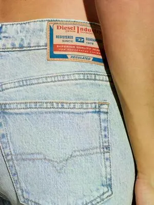 DIESEL® 1992 D-jiann Jeans