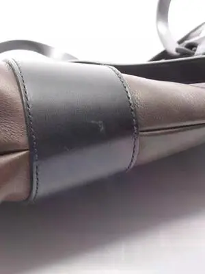 Gucci 2000s Buckled Leather Shoulder Bag