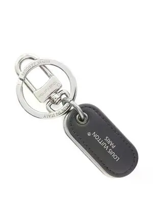 LOUIS VUITTON 2023 Signature Chain Key Case