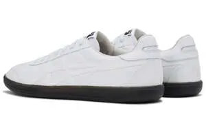 Onitsuka Tiger Tokuten Low Top Sneakers - White/black