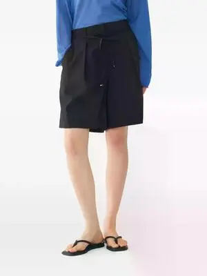 STUDIO TOMBOY Tailored Belted Knee-length Shorts - Black