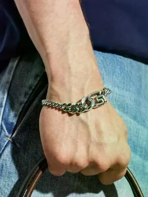 Givenchy G-link Curb Chain Bracelet