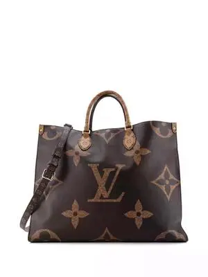 LOUIS VUITTON Voyage Reverse Monogram Giant Tote Bag