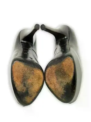 LOUIS VUITTON Peep-toe Heeled Pumps - Black