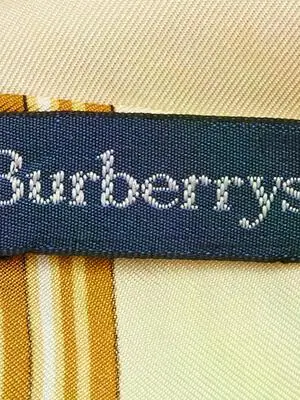 Burberry Vintage Check Fringed Scarf