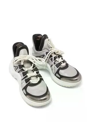 LOUIS VUITTON Lace-up Sneakers