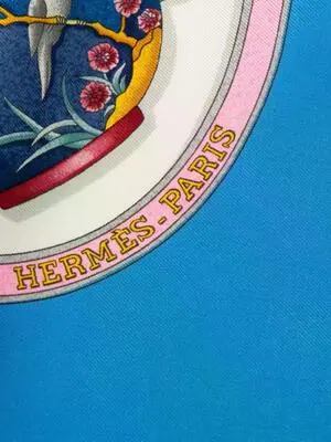 Hermès 2000-2025 Qu Importe Le Flacon Silk Scarf 90 Scarves