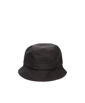MAISON MARGIELA Embroidered Logo Bucket Hat - Black