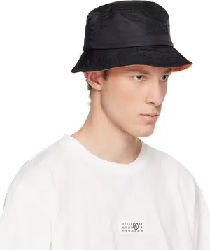 MAISON MARGIELA Embroidered Logo Bucket Hat - Black