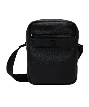 Hugo Boss Logo Plaque Zip-up Messenger Bag - Black