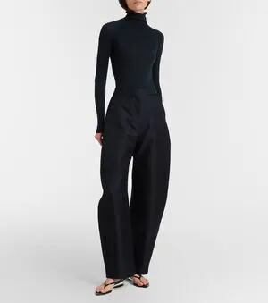 Alaïa Invisible Patent Leather Thong Sandals With Buckle-fastening Ankle Strap