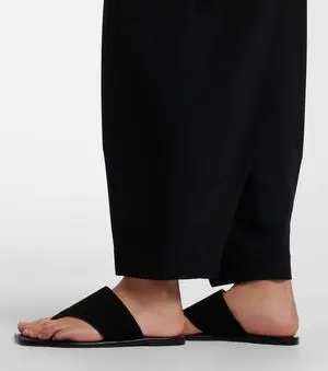 FFORME Yvette Barrel-leg Pants - Black