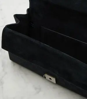 Gucci Dionysus Small Shoulder Bag - Black