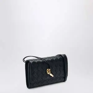 Bottega Veneta Andiamo Pouch In Leather With Knot Closure - Black