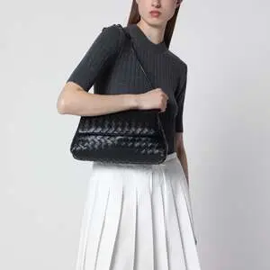 Bottega Veneta Intrecciato Giorno Clutch - Black