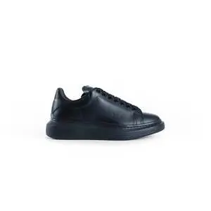 Alexander McQueen Oversized Sneakers - Black
