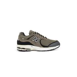 NEW BALANCE 2002 Waterproof Sneakers - Green