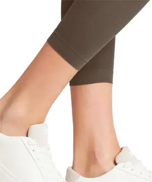 Falke Pure Matt 50 Denier Capris - Brown