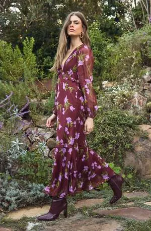 Astr The Label Calantha V-neck Floral Maxi Dress - Wine Floral