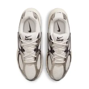 Nike V5 Rnr Athletic Sneakers - Grey