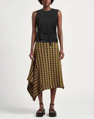 OTTOD'AME Sleeveless Crewneck Top With Belt Detail