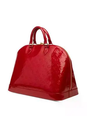 LOUIS VUITTON Monogram Vernis Alma Gm Handbag - Red