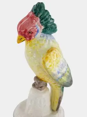 LES-OTTOMANS Majestic Parrot Sculpture