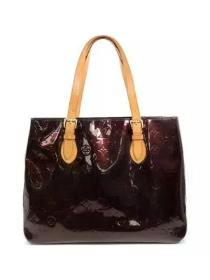 LOUIS VUITTON Brentwood Monogram Vernis Tote Bag - Red