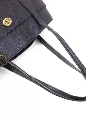 COACH VINTAGE Turn-lock Shoulder Bag