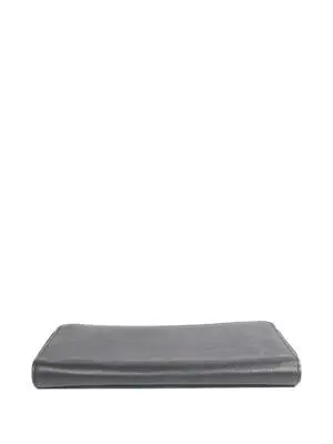 LOUIS VUITTON Taiga Leather Zipper Long Wallet