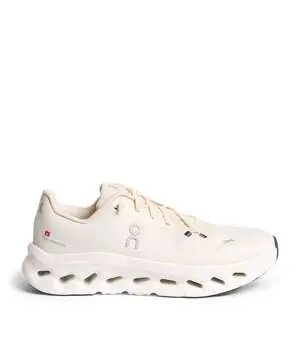 On Cloudtilt Lace-up Athletic Trainers
