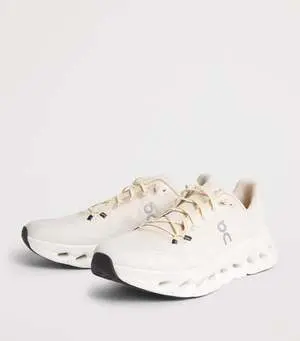 On Cloudtilt Lace-up Athletic Trainers