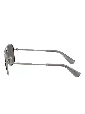 Burberry Navigator Frame Sunglasses