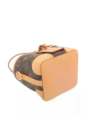 LOUIS VUITTON Monogram Noé Bucket Bag