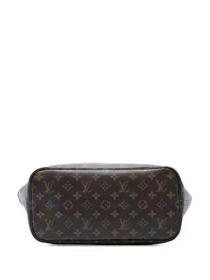 LOUIS VUITTON Monogram Totem Neo Neverfull Mm Tote Bag