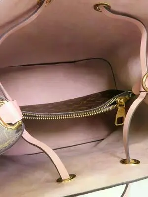 LOUIS VUITTON Neo Noe Monogram Shoulder Bag