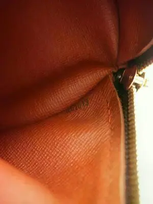 LOUIS VUITTON Damier Ebene Papillon Handbag