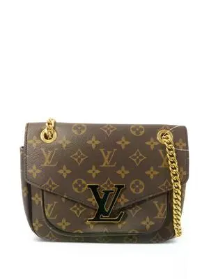 LOUIS VUITTON Passy Shoulder Bag - Brown