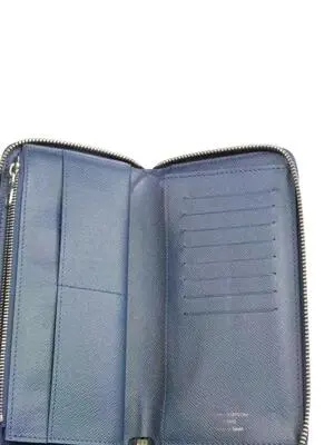 LOUIS VUITTON Taiga Long Wallet